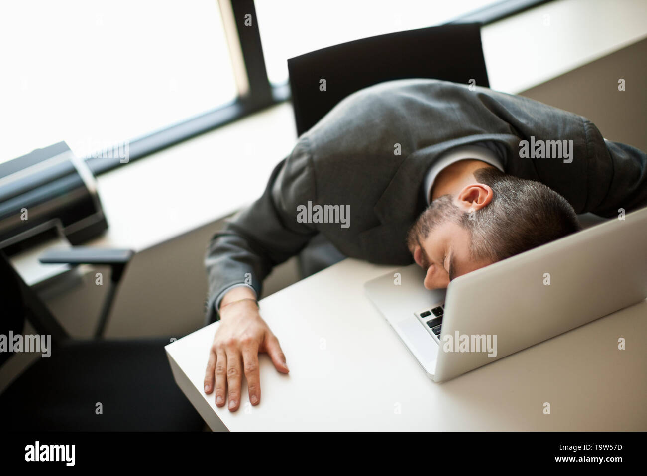 Takes nap desk hi-res stock photography and images - Alamy
