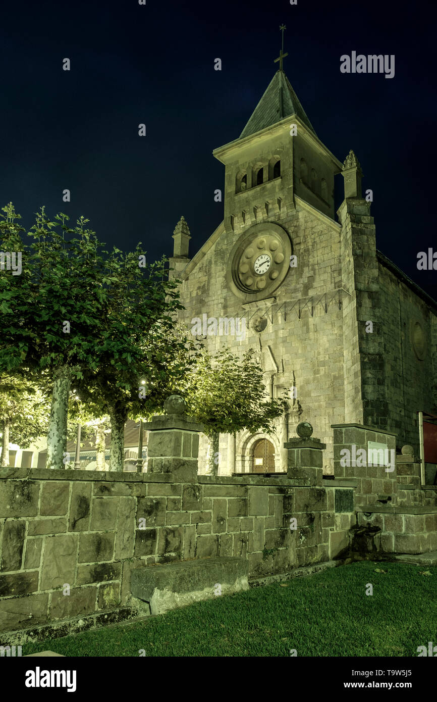 Burguete church hi-res stock photography and images - Alamy