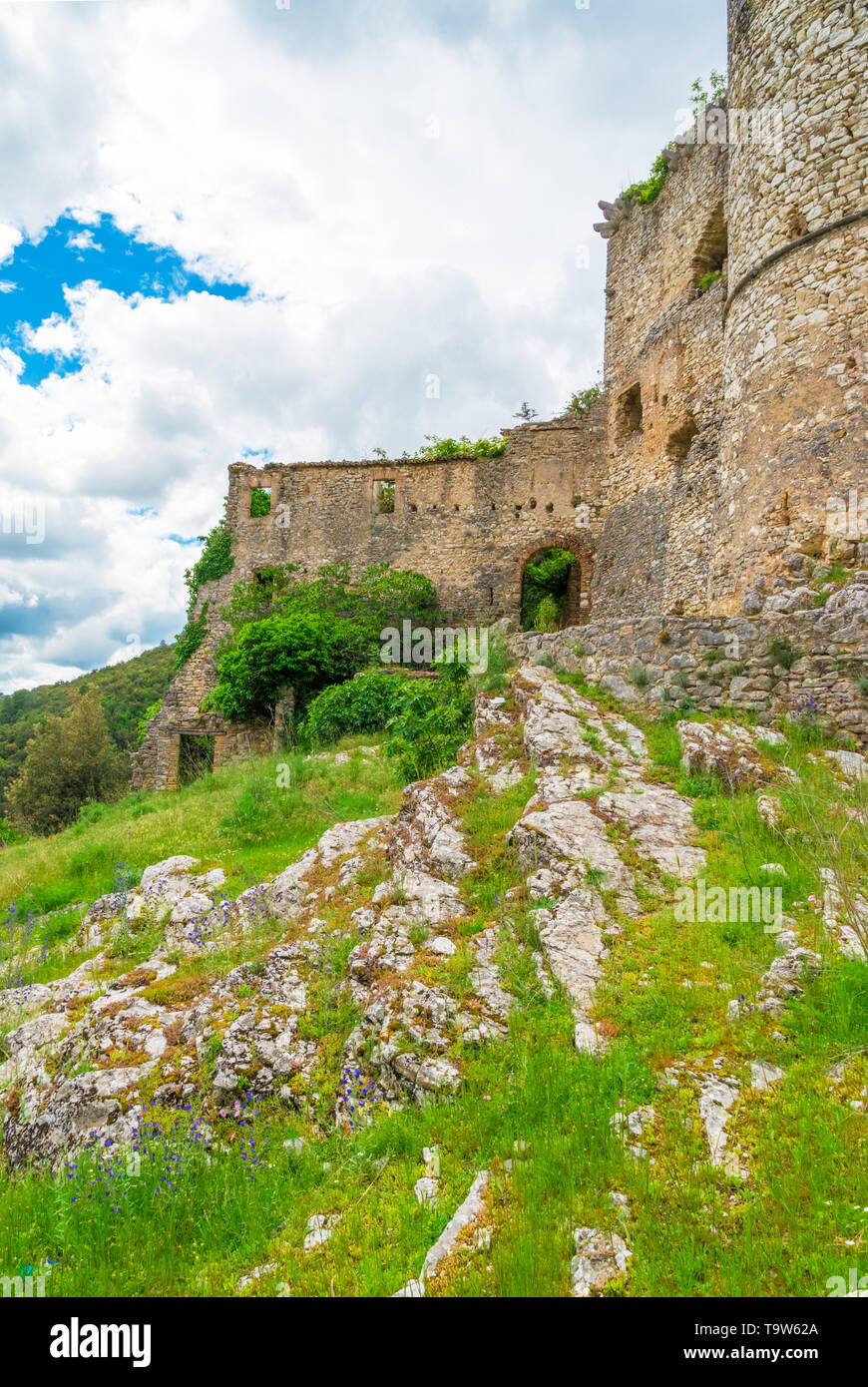 Rocchettine, Torri in Sabina (Italy) - The ruins of a medieval village ...