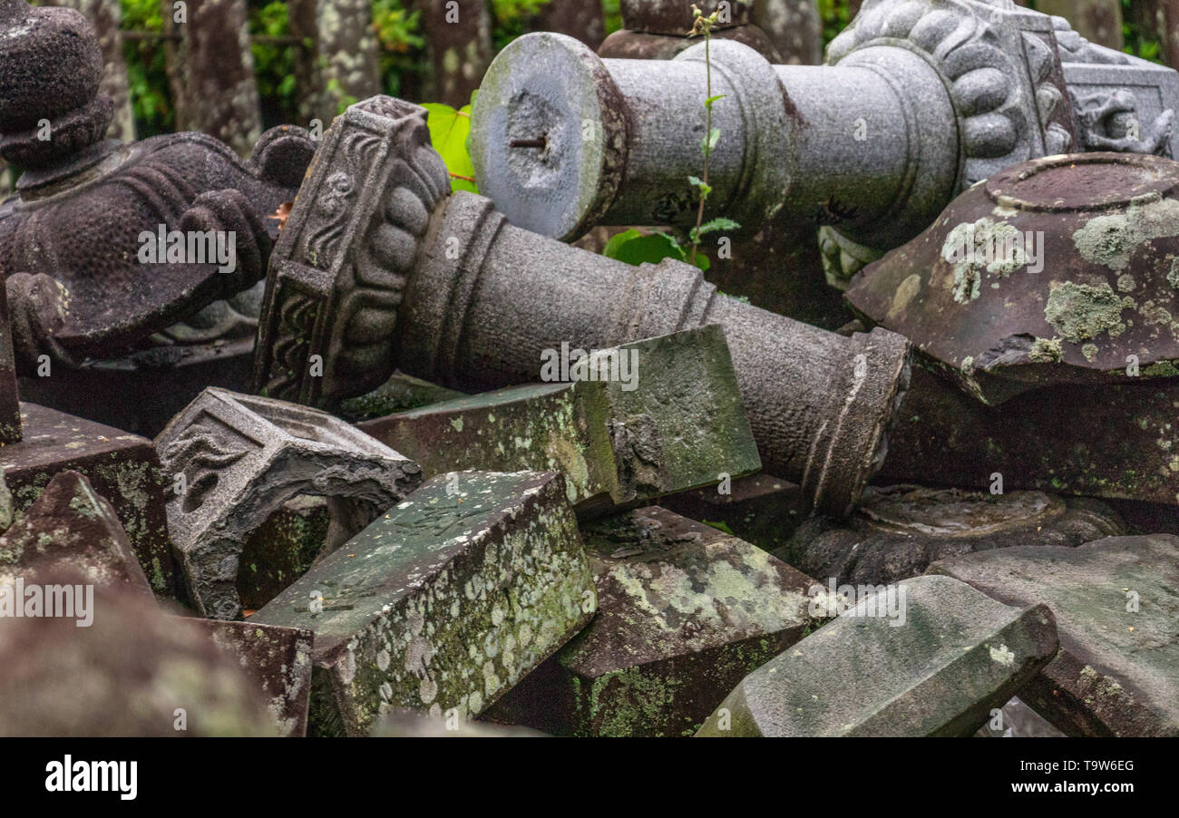 Higo pagoda hi-res stock photography and images - Alamy