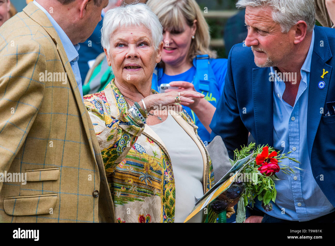 London, UK. 20th May, 2019. Dame Judi Dench is shown the Welcome to ...