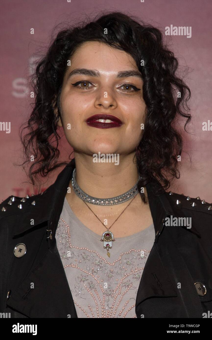 Eve harlow hi-res stock photography and images - Alamy