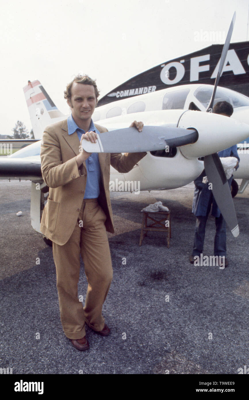 1975 niki lauda hi-res stock photography and images - Alamy