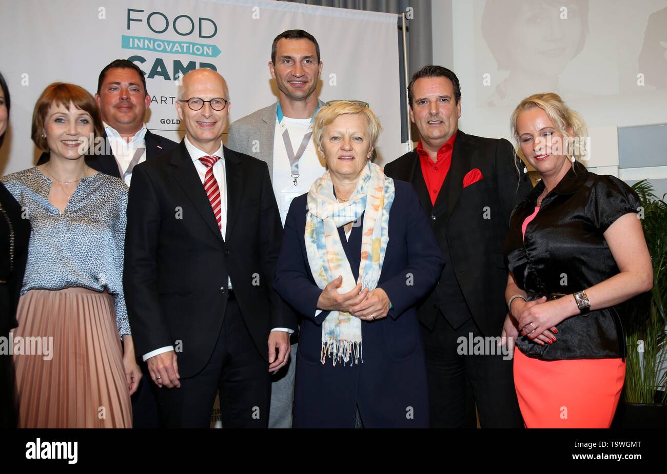 Sina gritzuhn hi-res stock photography and images - Alamy