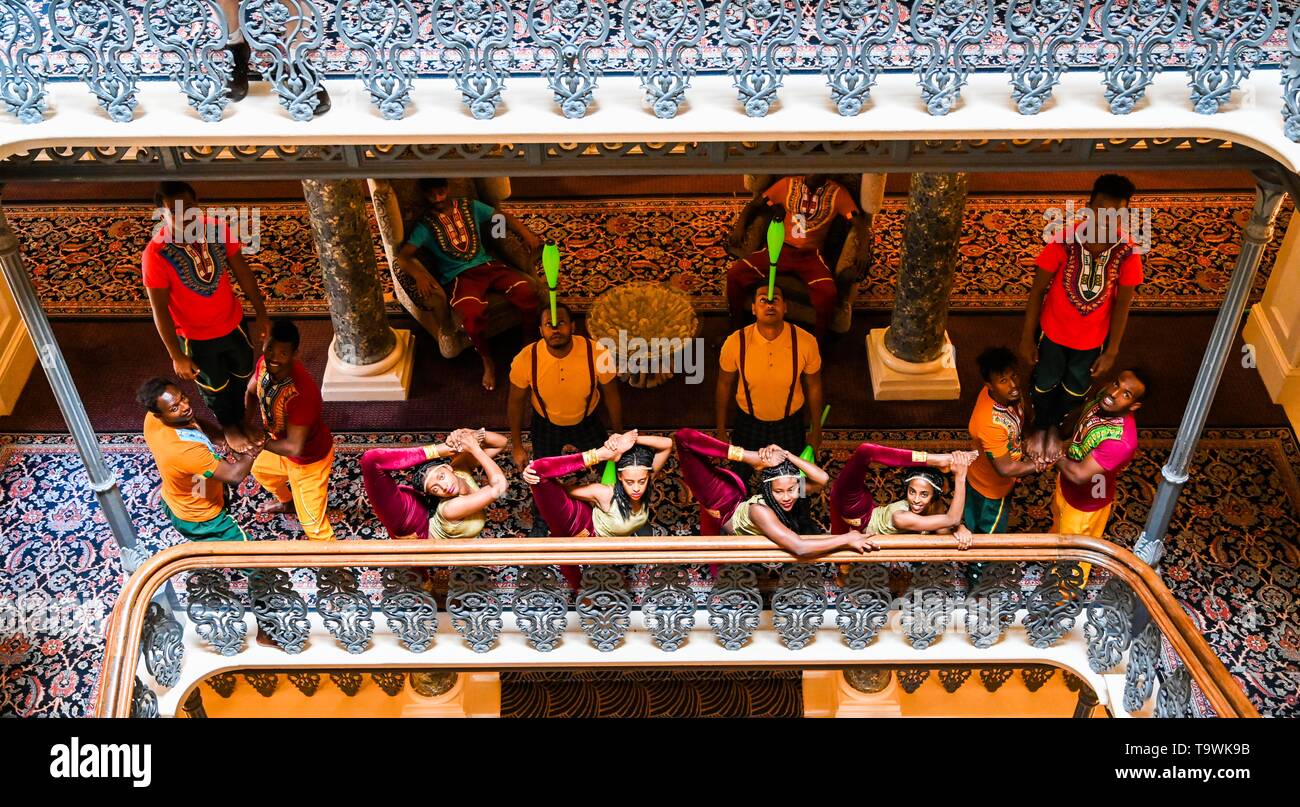 Grote Vis Tim Burton Circus