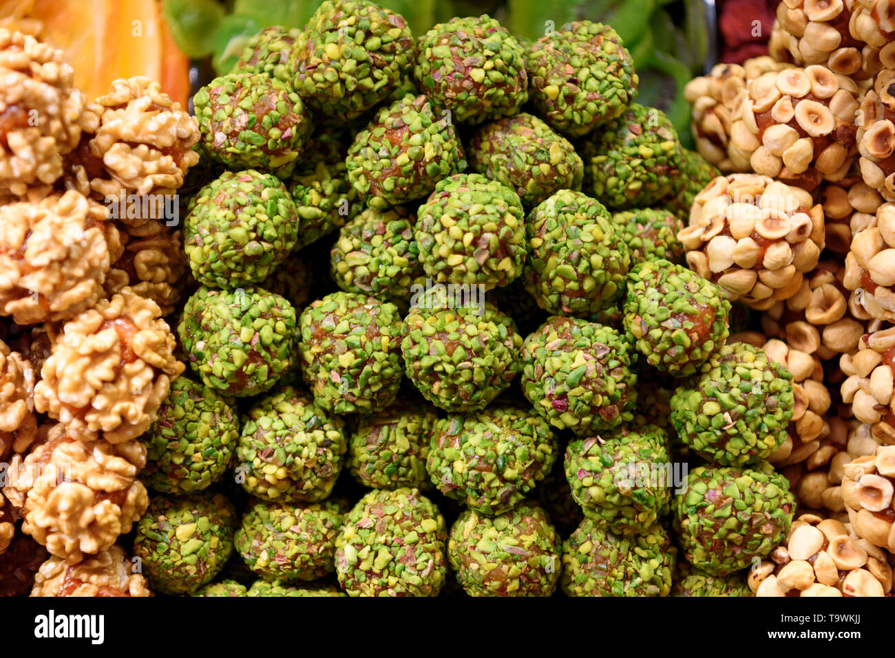 A colorful set of Turkish sweets in the Spice Bazaar, Istanbul, Turkey ...