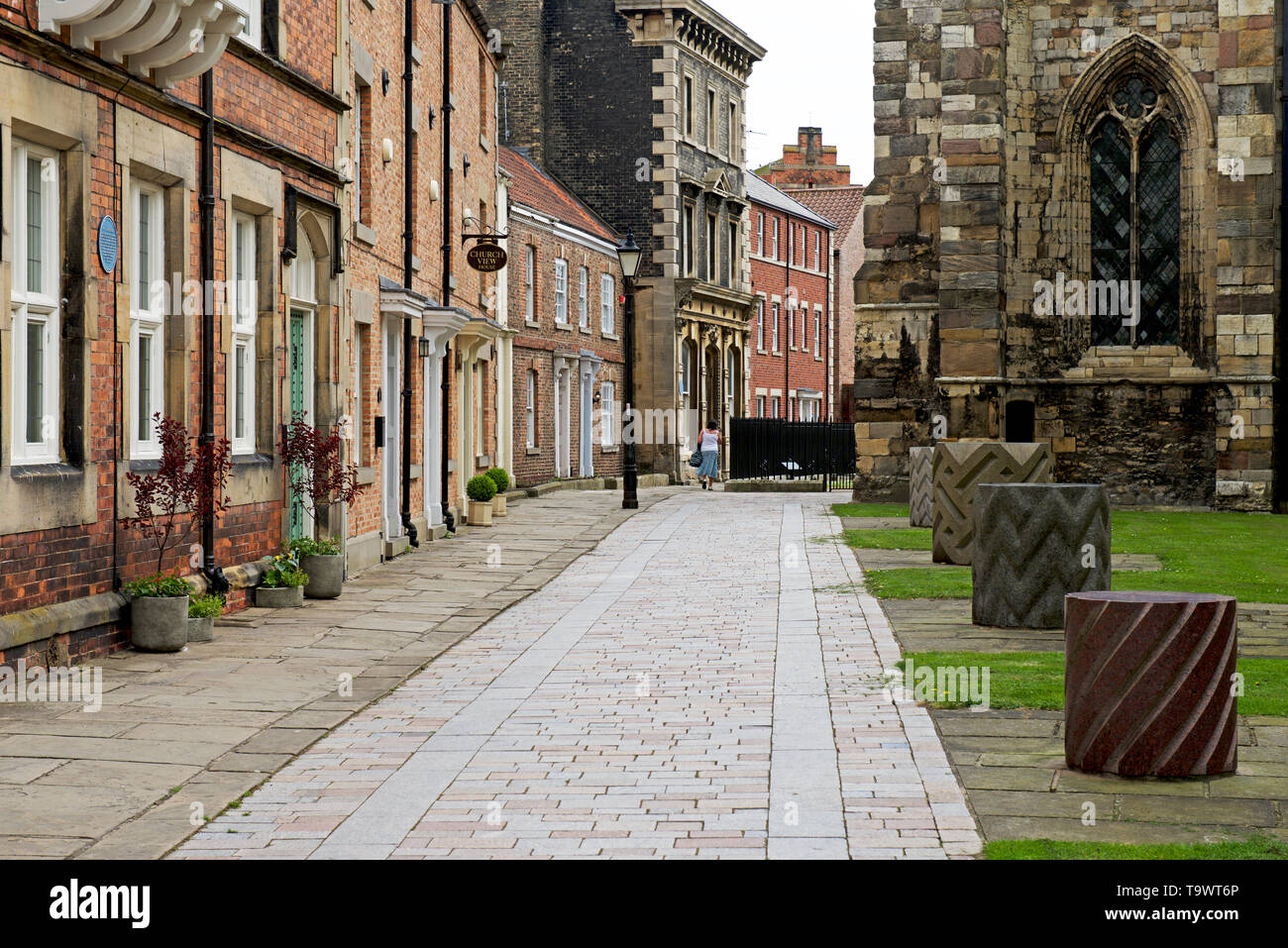 Churchside, Howden, East Yorkshire, England UK Stock Photo - Alamy