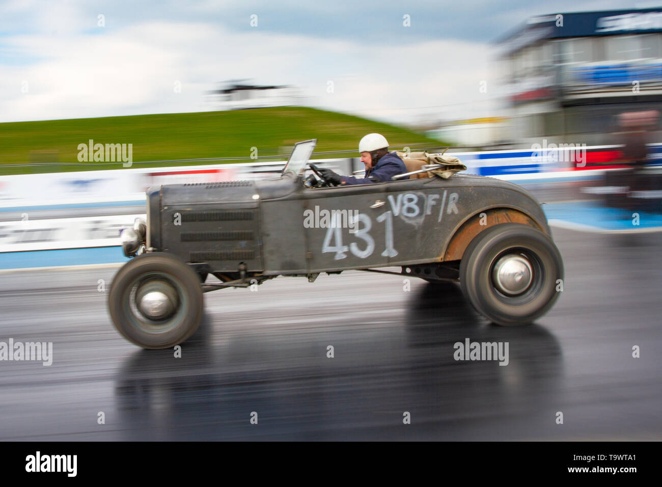 VHRA Vintage Nationals race meeting, Santa Pod Raceway, April 2019 ...