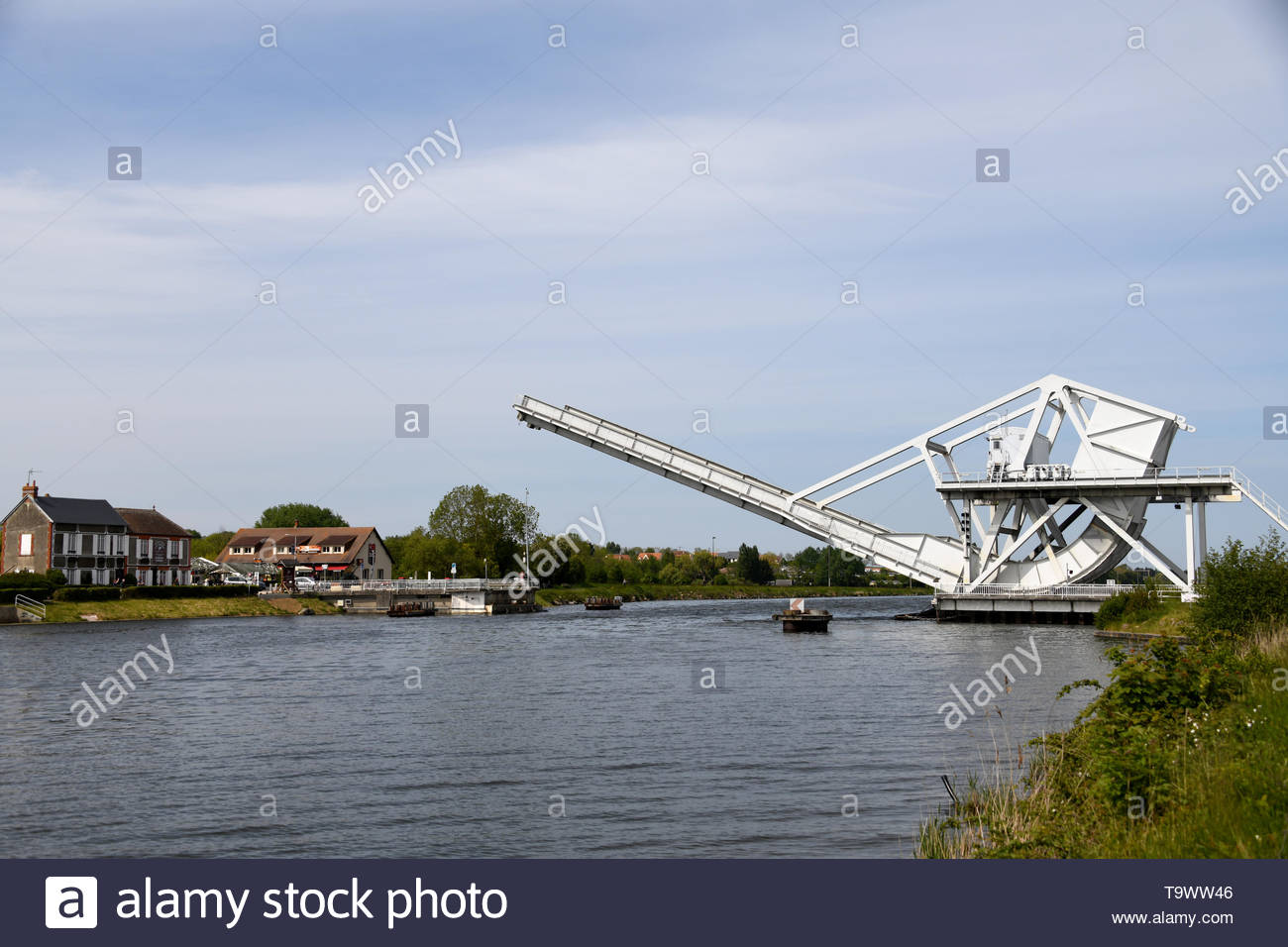 Pegasus Crossing Stock Photos & Pegasus Crossing Stock Images - Alamy