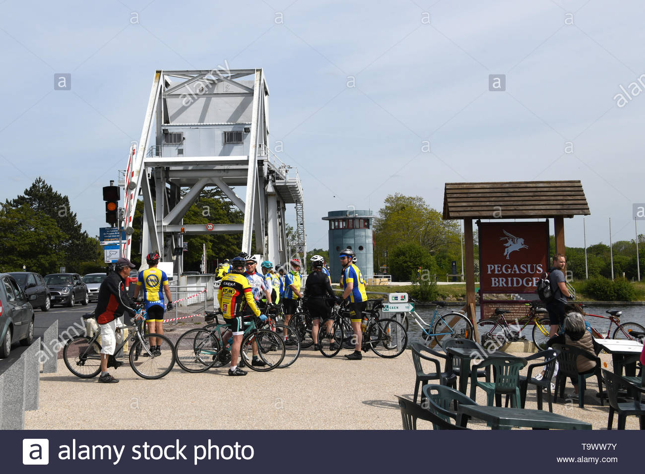 Pegasus Crossing Stock Photos & Pegasus Crossing Stock Images - Alamy