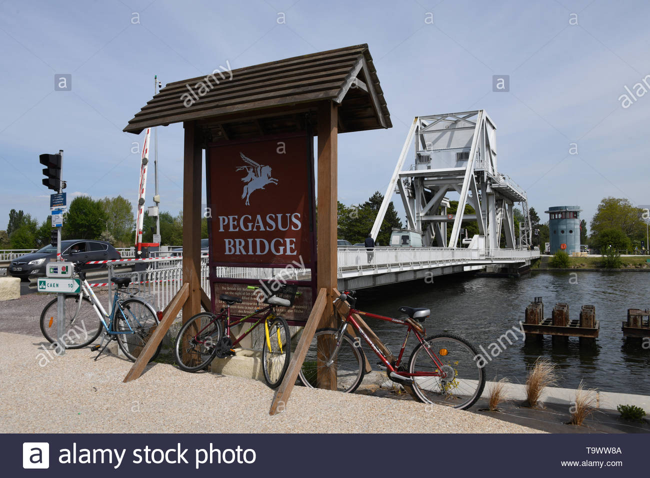 Pegasus Crossing Stock Photos & Pegasus Crossing Stock Images - Alamy