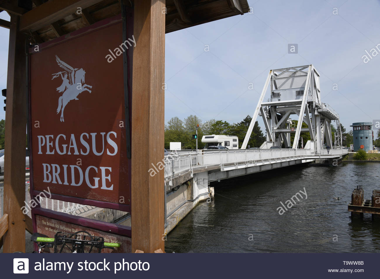 Pegasus Crossing Stock Photos & Pegasus Crossing Stock Images - Alamy