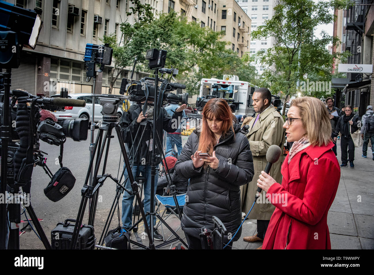 Bomb scare hi-res stock photography and images - Alamy