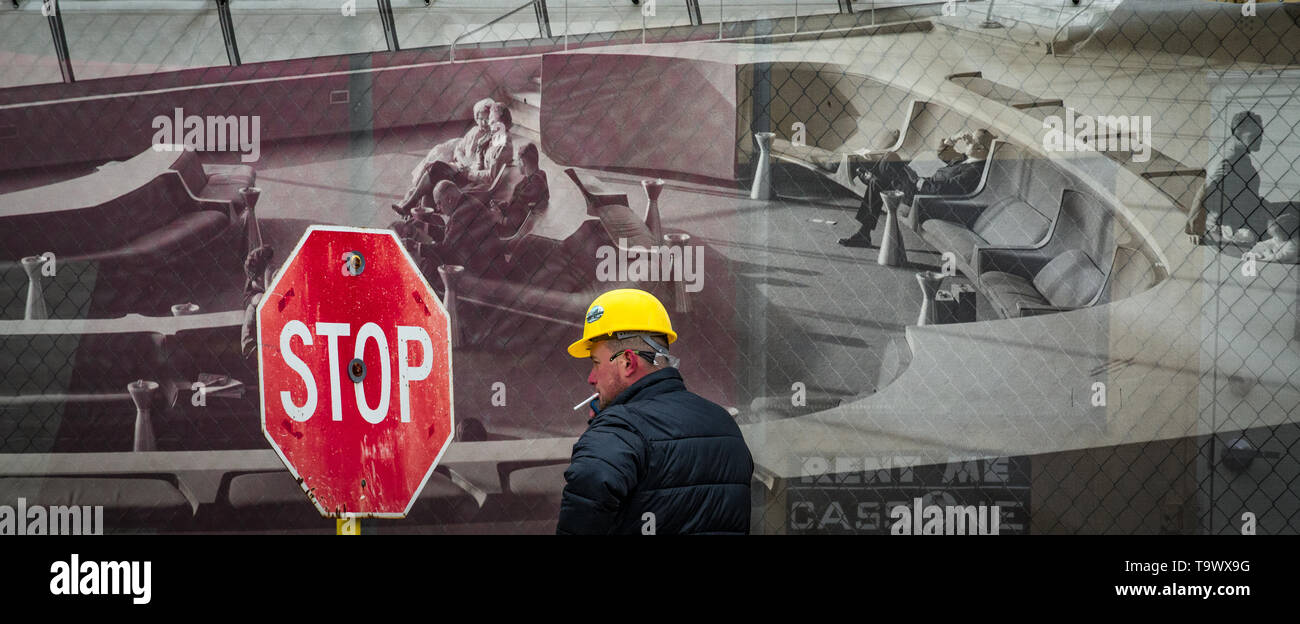 Airport construction site hi-res stock photography and images - Alamy