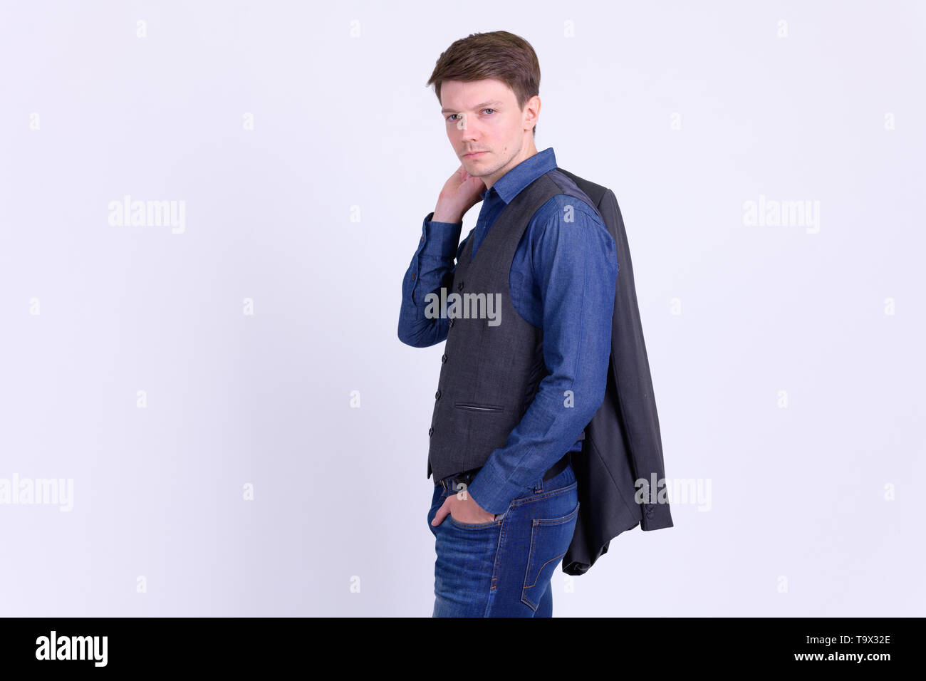 Businessman carrying jacket over shoulder hi-res stock photography and ...