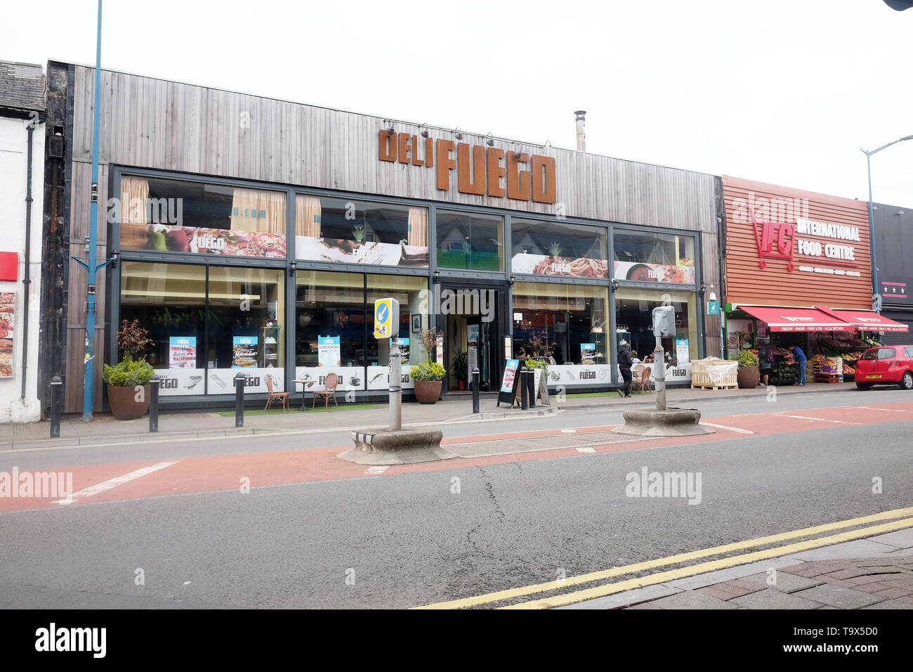 Deli fuego cardiff hi-res stock photography and images - Alamy