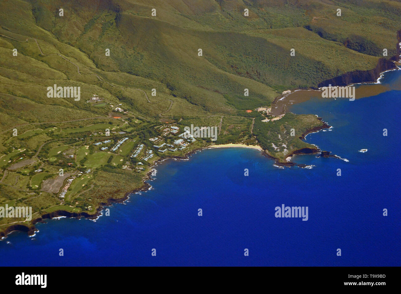 Lanai aerial hi-res stock photography and images - Alamy