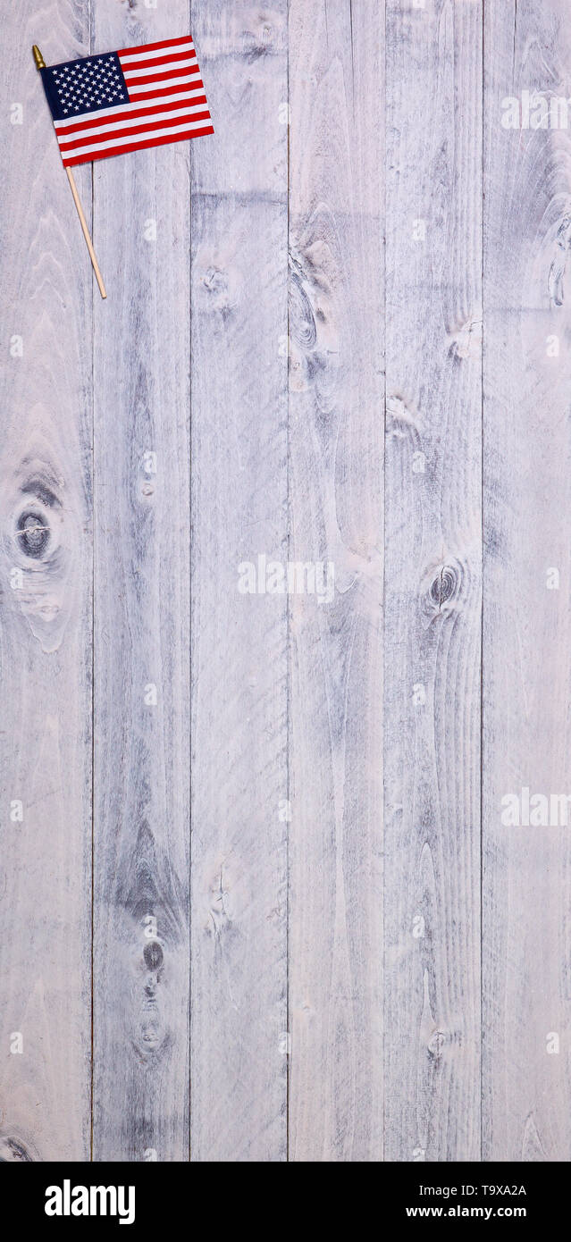 American flag on wooden board with copy space vertical Stock Photo - Alamy