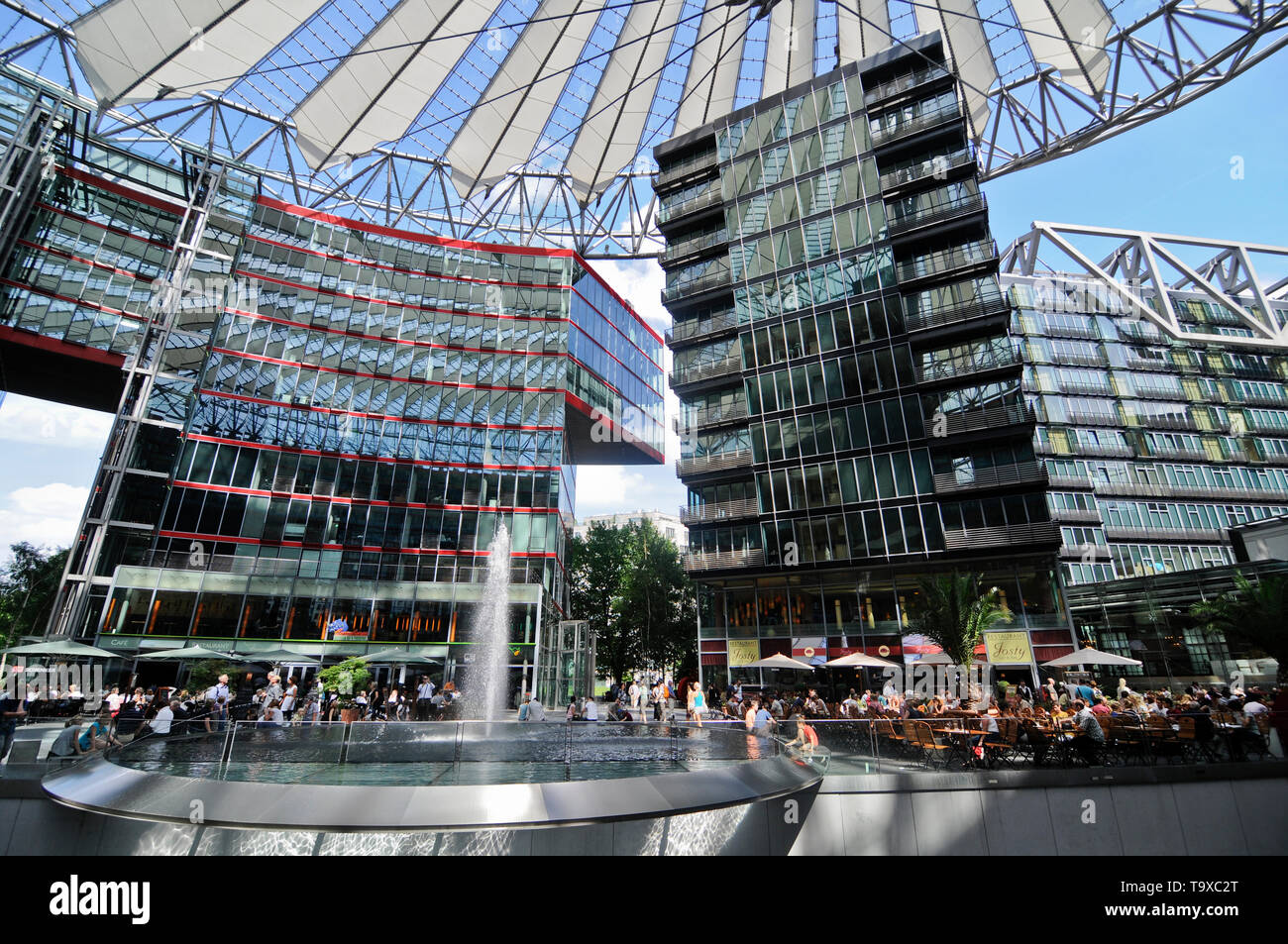 Center of sony hi-res stock photography and images - Alamy