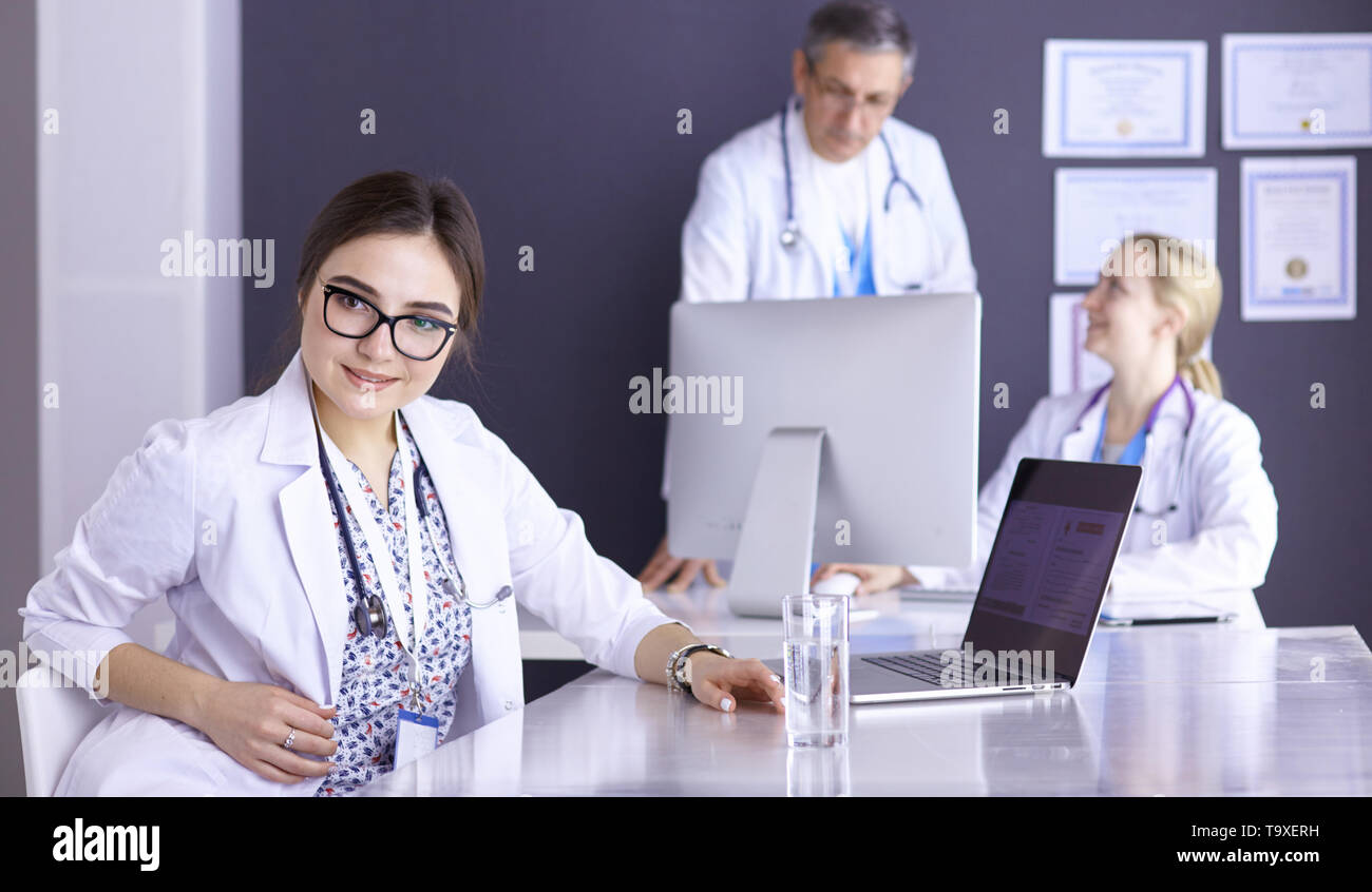 Doctors having a medical discussion in a meeting room Stock Photo - Alamy