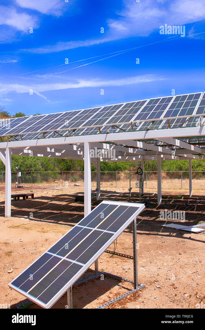 Solar cell research hi-res stock photography and images - Alamy