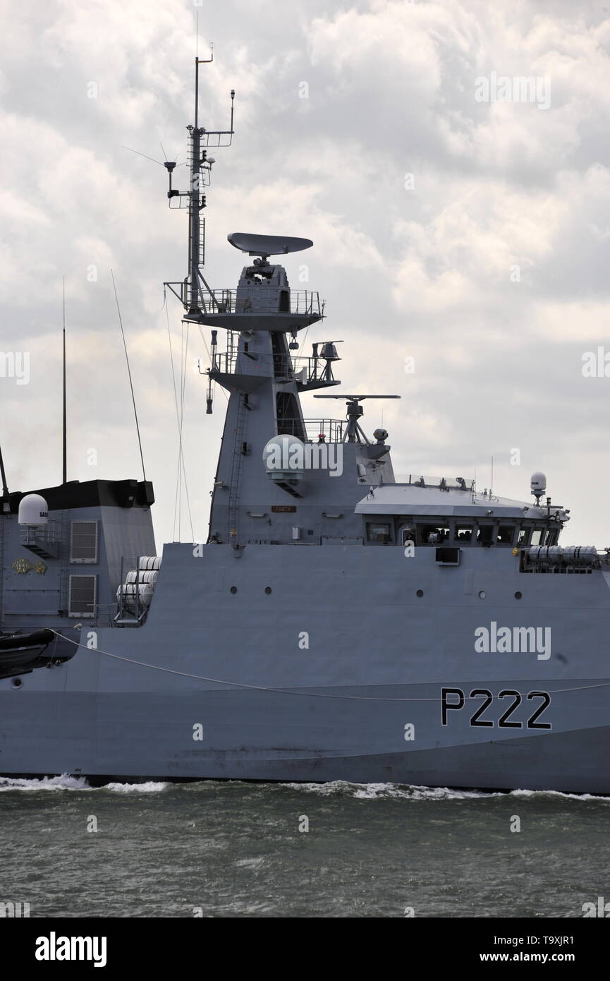 Royal navy river class patrol vessel hi-res stock photography and ...