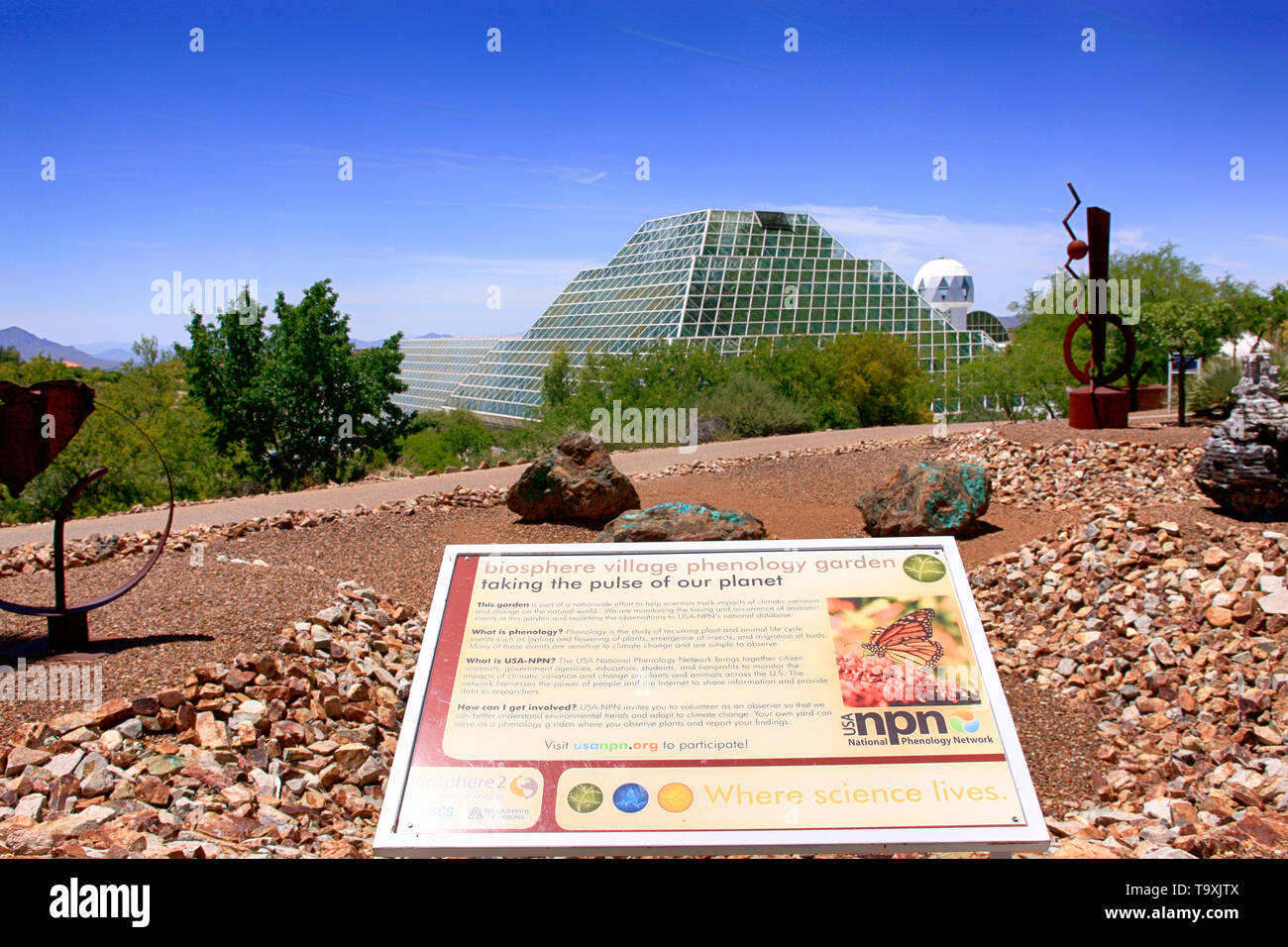 Rainforest dome hi-res stock photography and images - Alamy