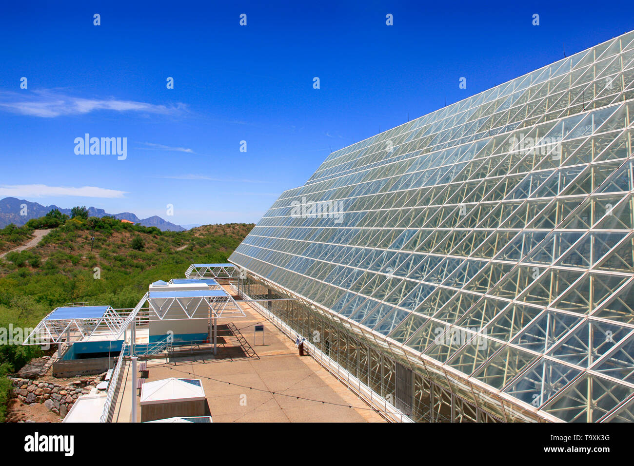 Biosphere 2 arizona rainforest hi-res stock photography and images - Alamy