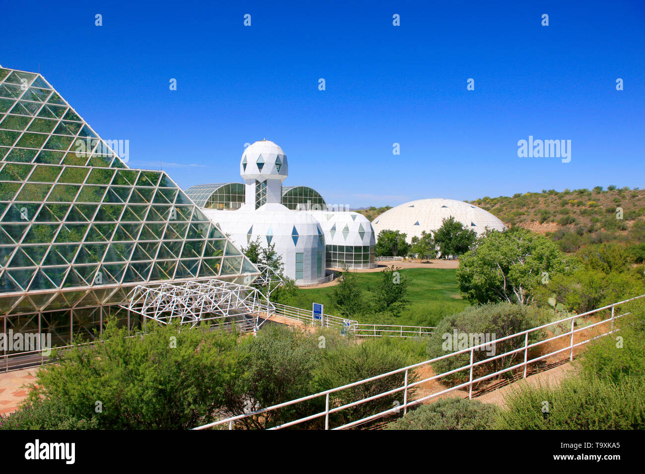 American facility hi-res stock photography and images - Alamy