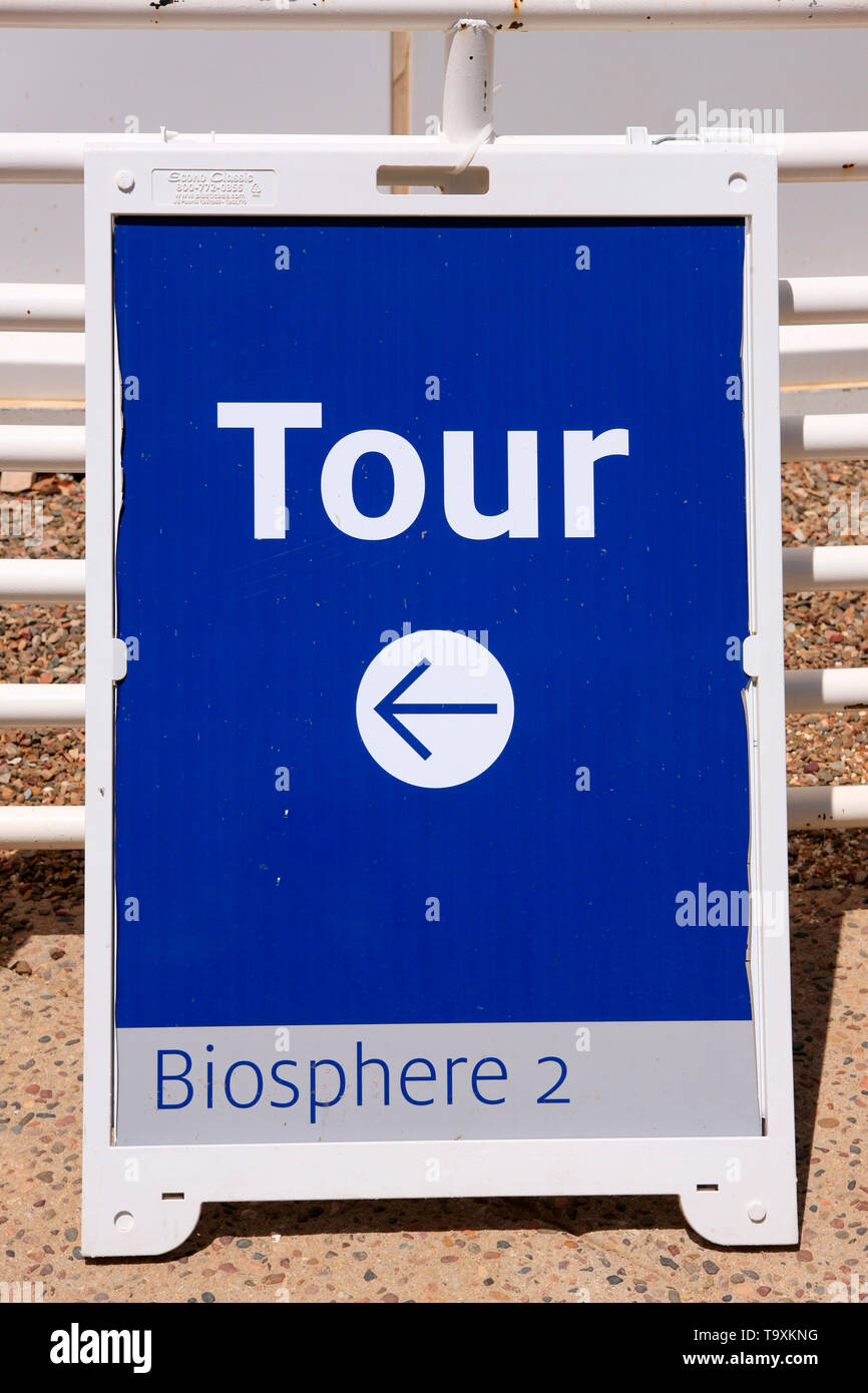 Tour sign hi-res stock photography and images - Alamy