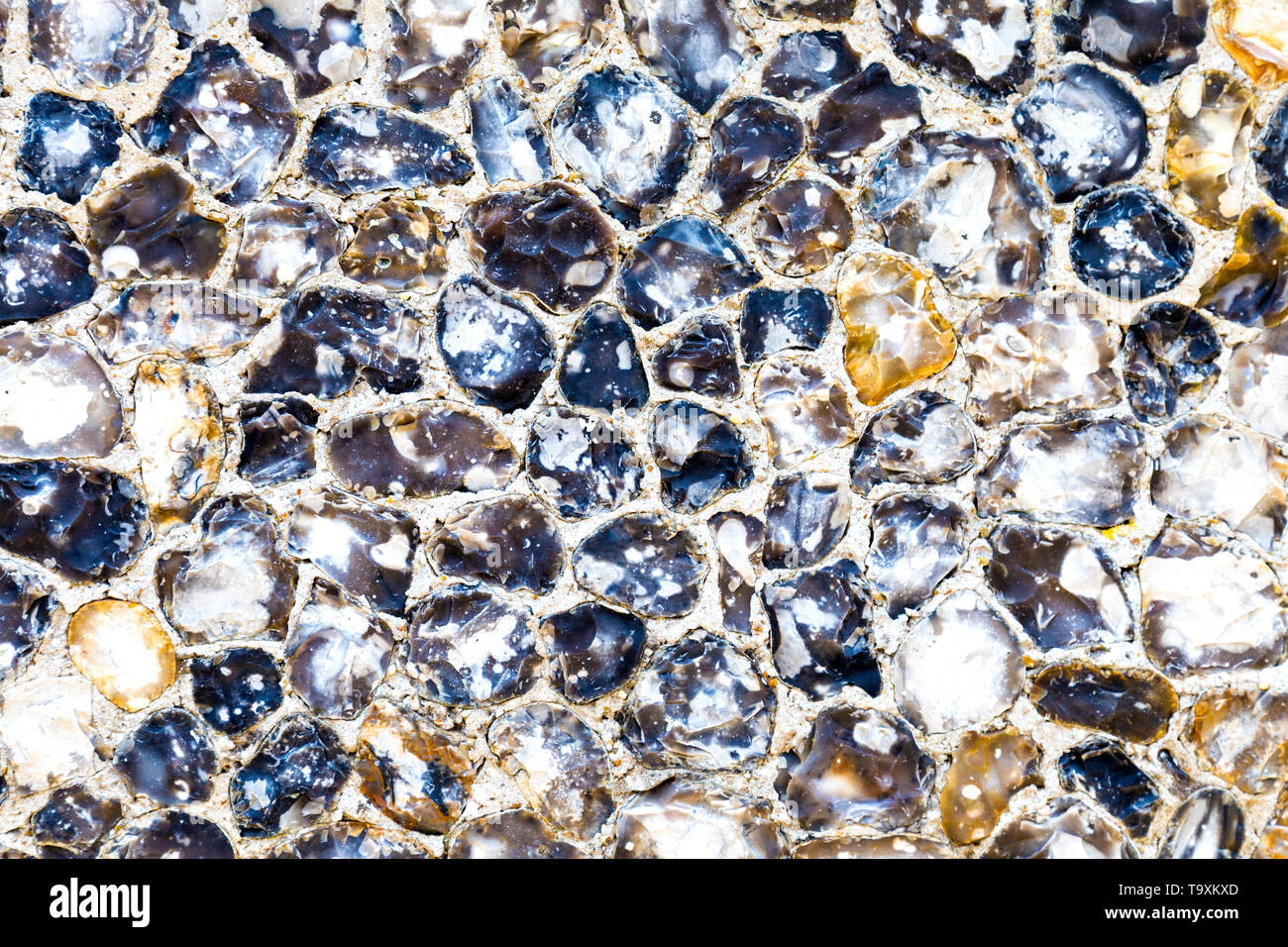 Wall of flint hi-res stock photography and images - Alamy