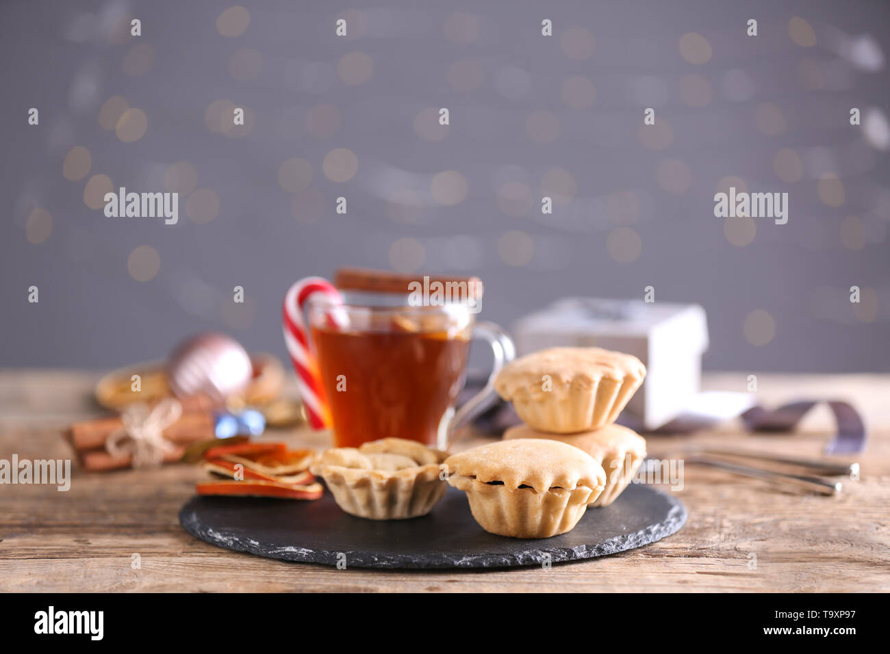 Tasty mince pies on wooden table Stock Photo - Alamy