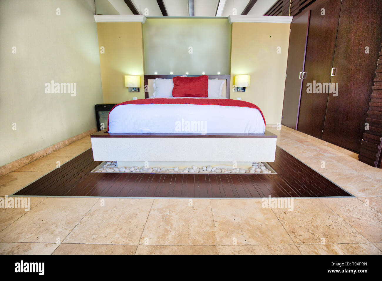 Golden zone hotel hi-res stock photography and images - Alamy