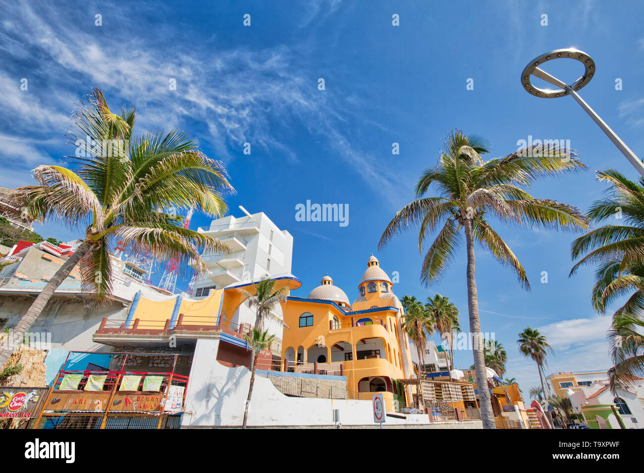 Mazatlan, Mexico-10 April, 2019: Famous Mazatlan sea promenade (El ...