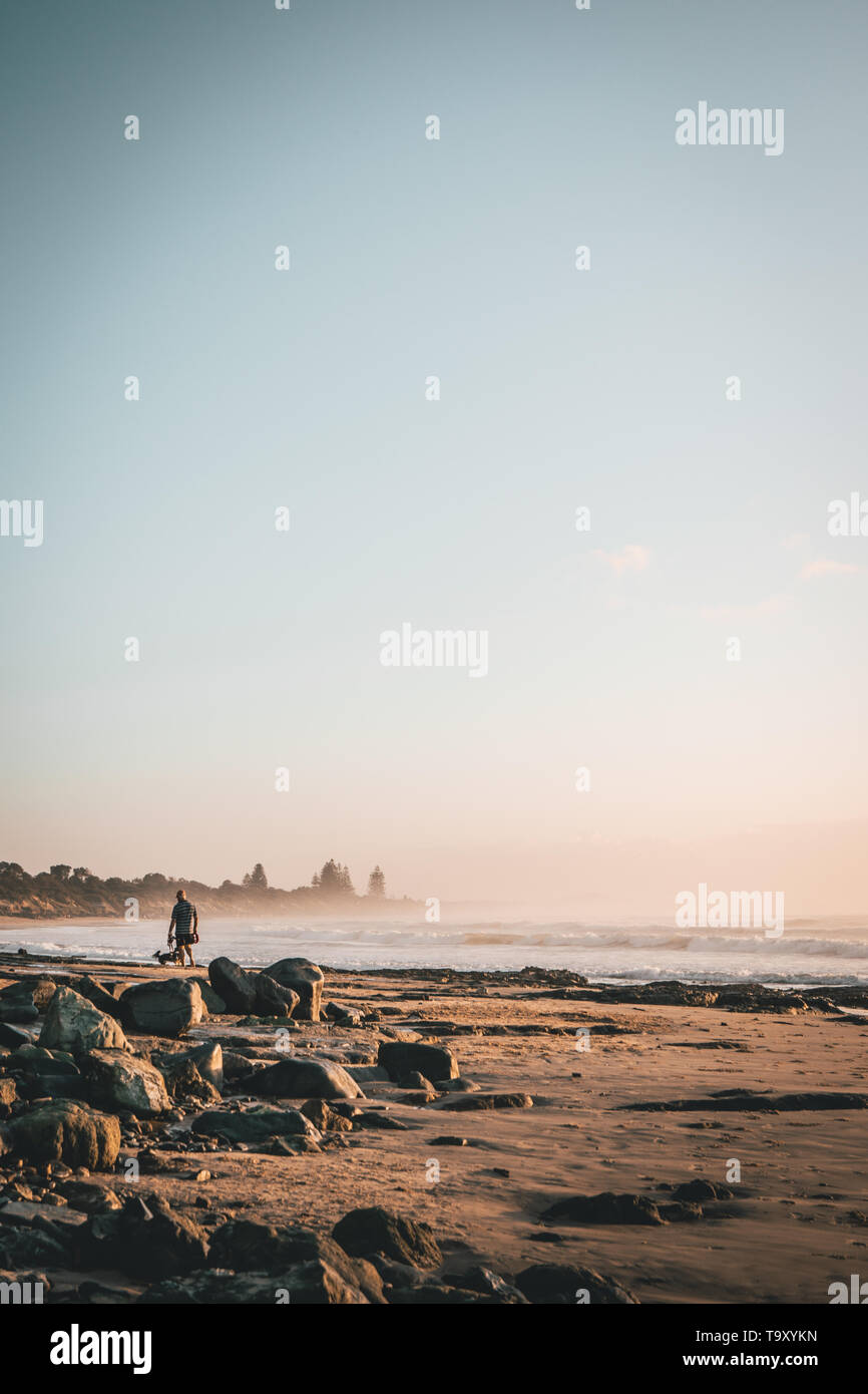 Sunrise at Middle Rock Beach, Lake Cathie Stock Photo - Alamy