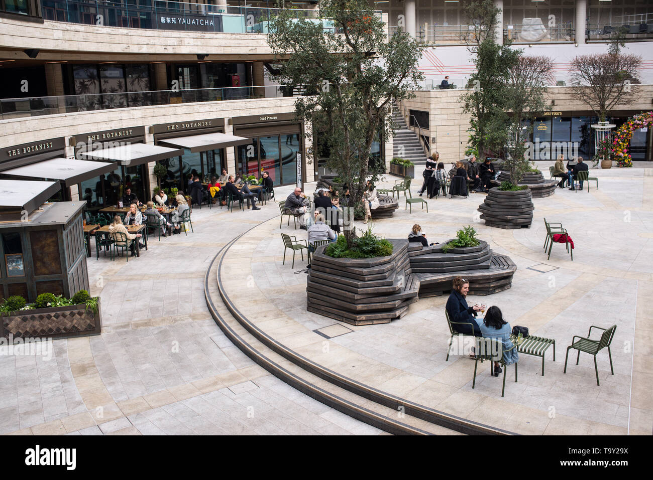 Broadgate circle hi-res stock photography and images - Alamy