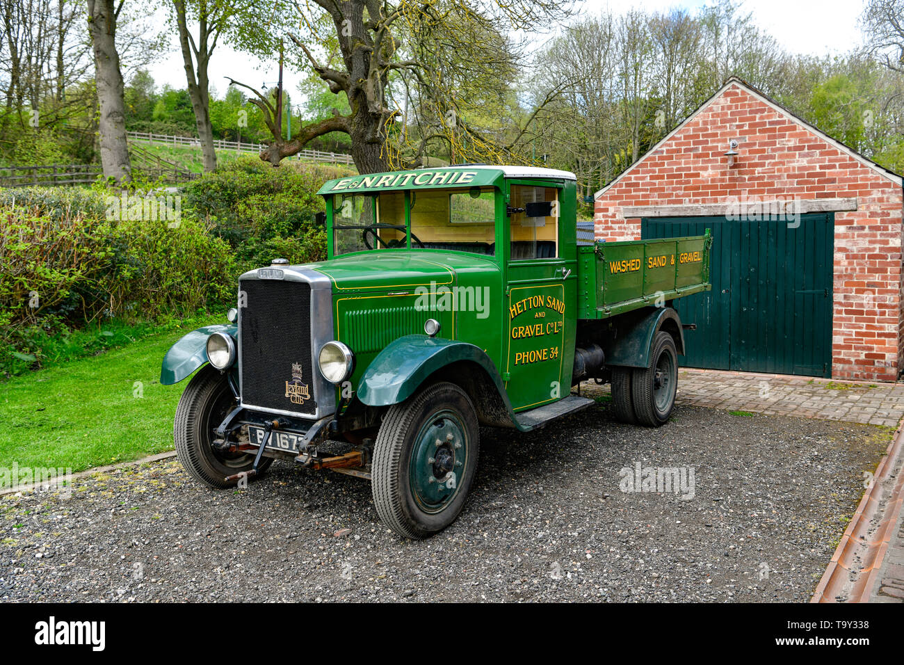 Leyland truck hi-res stock photography and images - Alamy