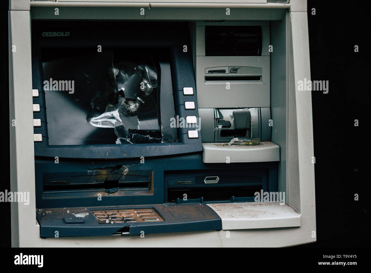 Broken Atm High Resolution Stock Photography and Images - Alamy