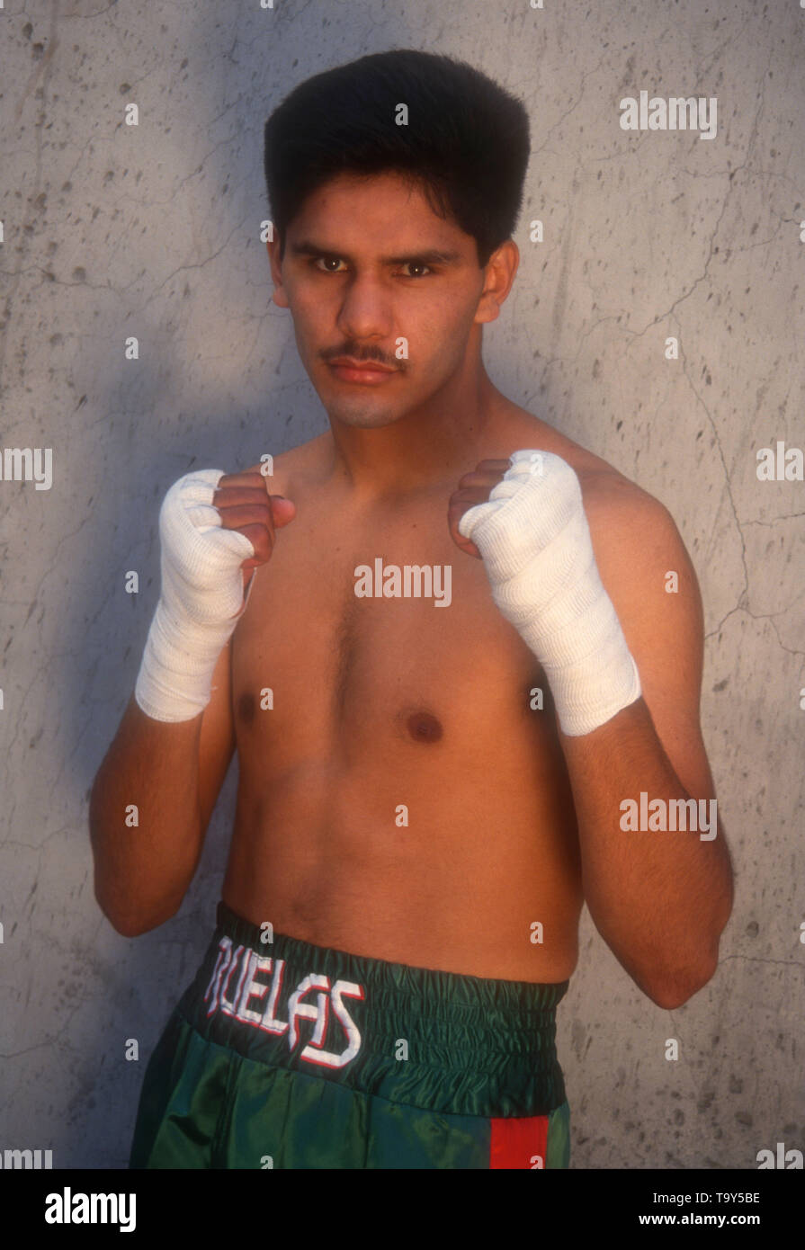 Los Angeles, California, USA 19th April 1994 (Exclusive) Boxer Rafael ...