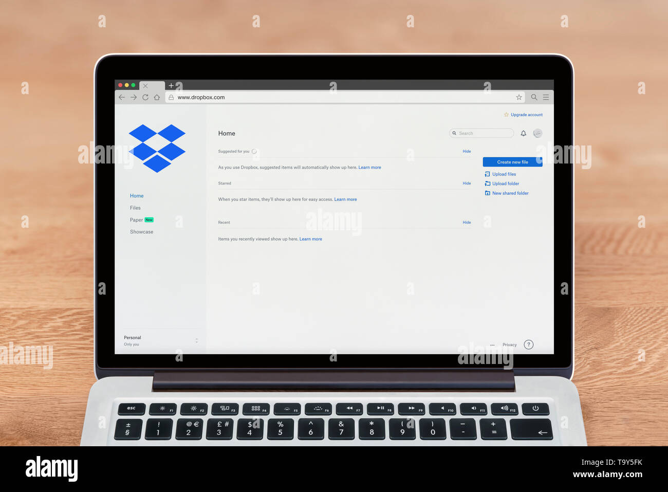 Dropbox logo hi-res stock photography and images - Alamy