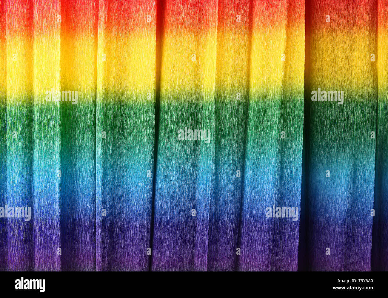 Rainbow crumpled paper texture hi-res stock photography and images - Alamy