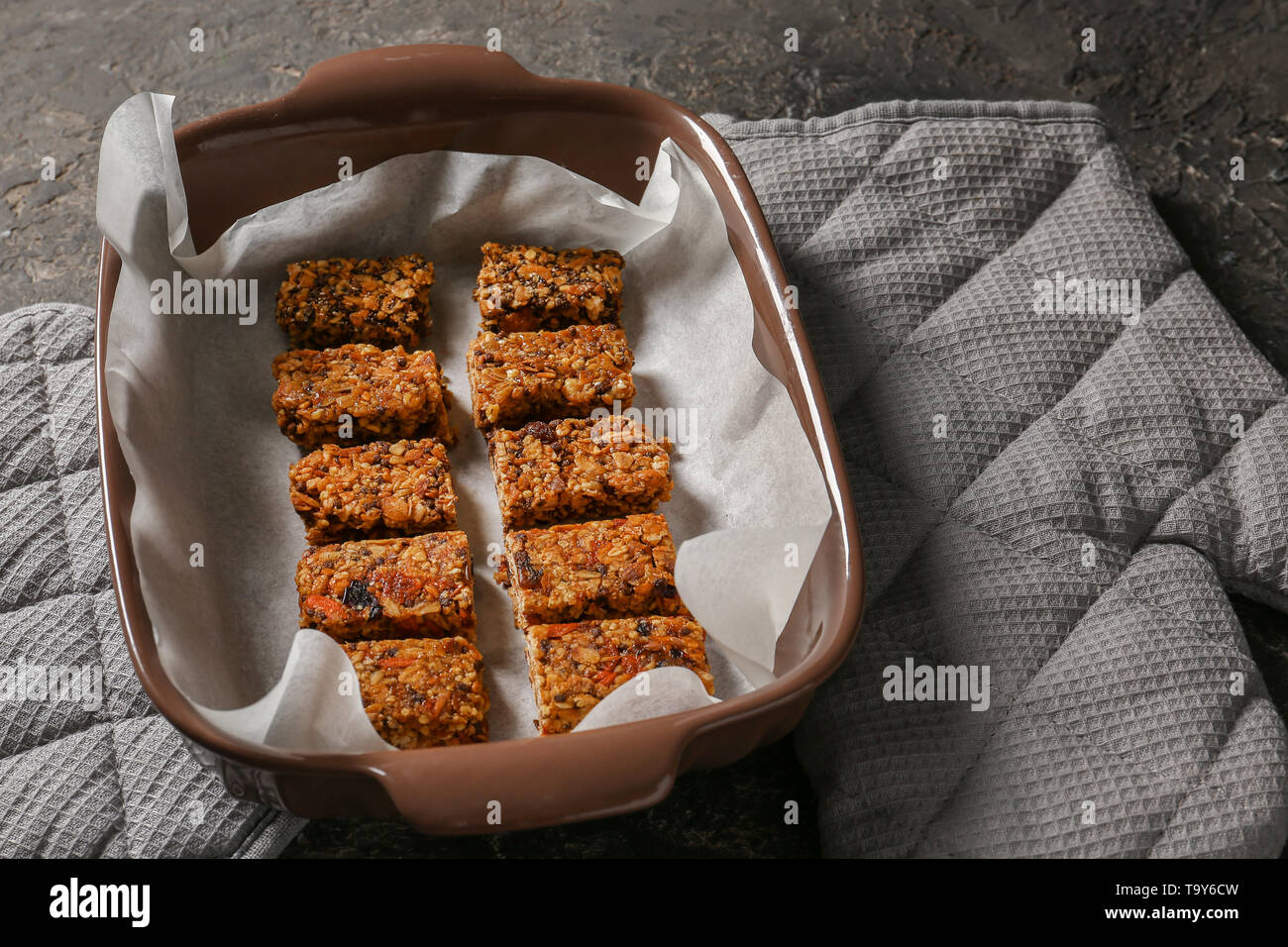 Roasted breakfast baking tray hi-res stock photography and images - Alamy