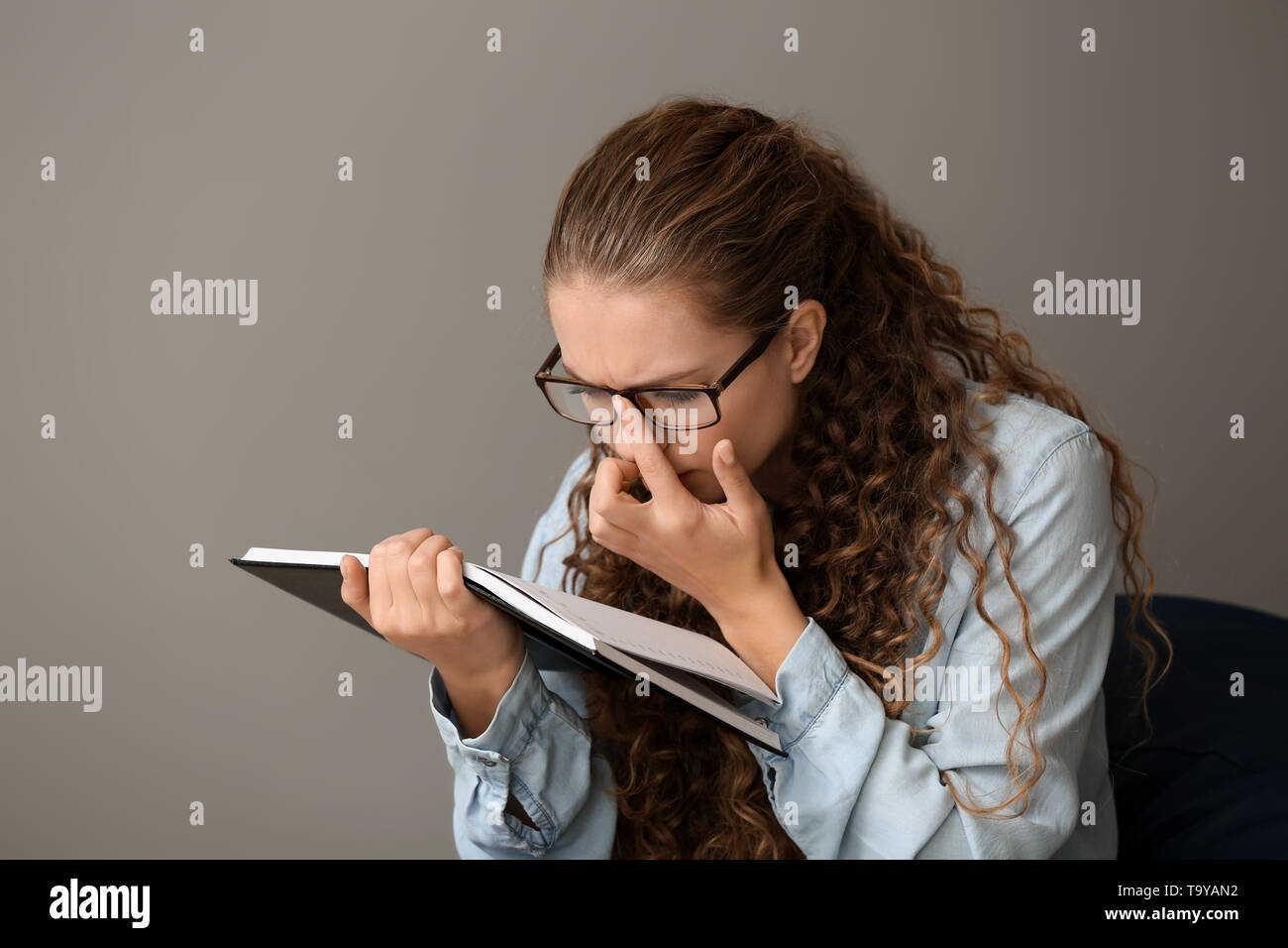 Poor background and reading hi-res stock photography and images - Alamy