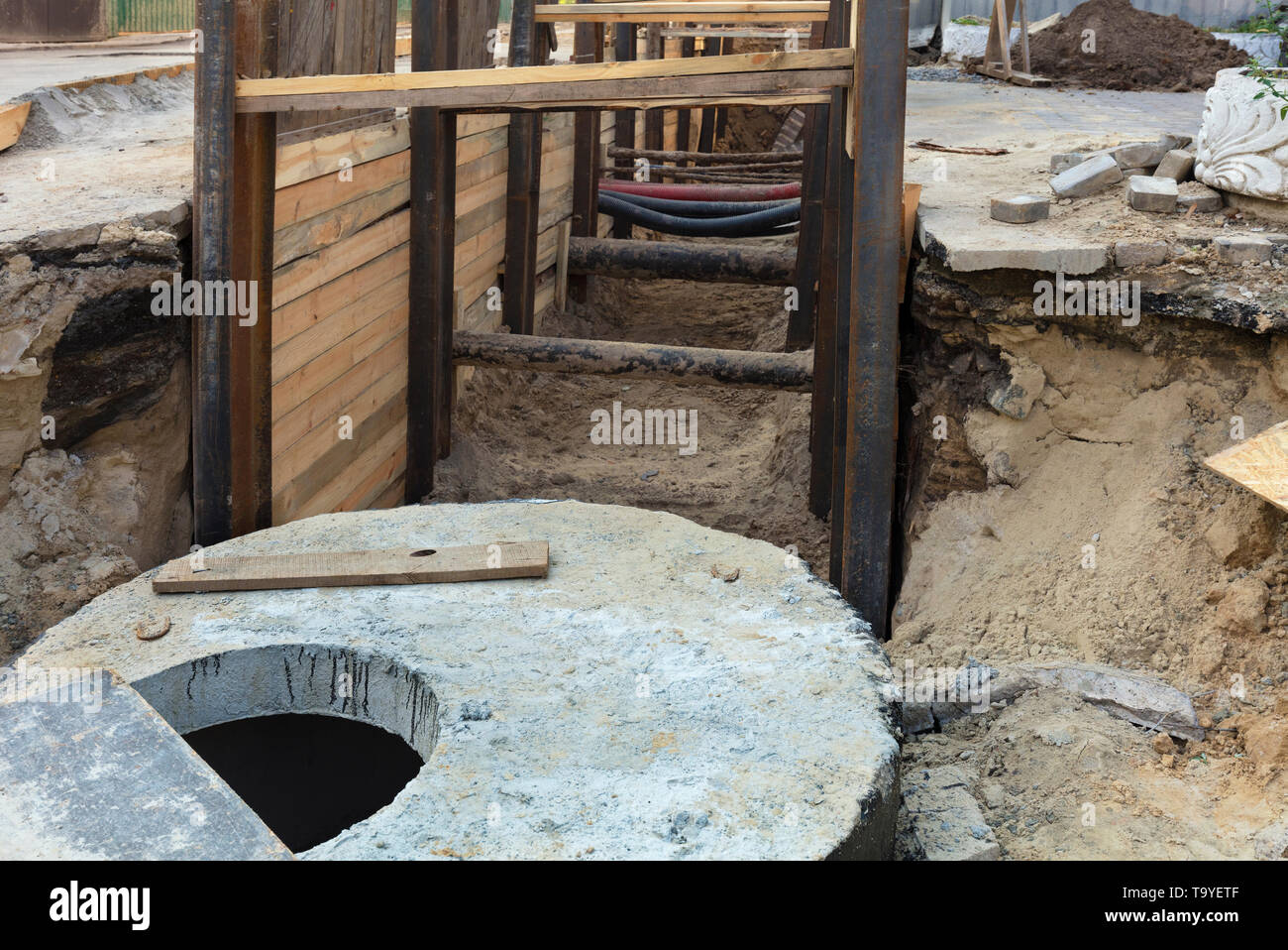 Dug pit for pipe hi-res stock photography and images - Alamy