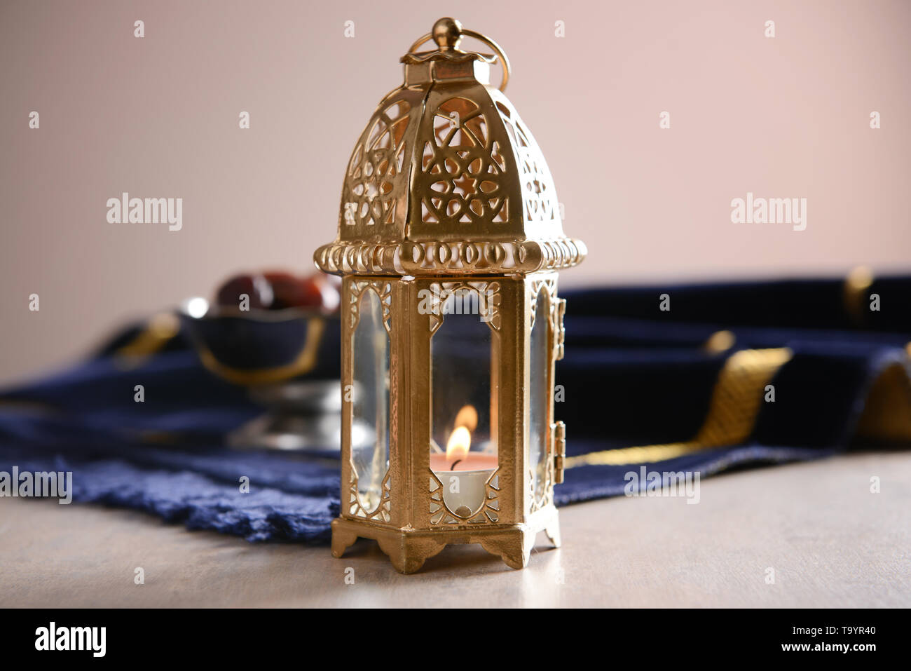 Muslim lamp as Ramadan symbol on table Stock Photo - Alamy