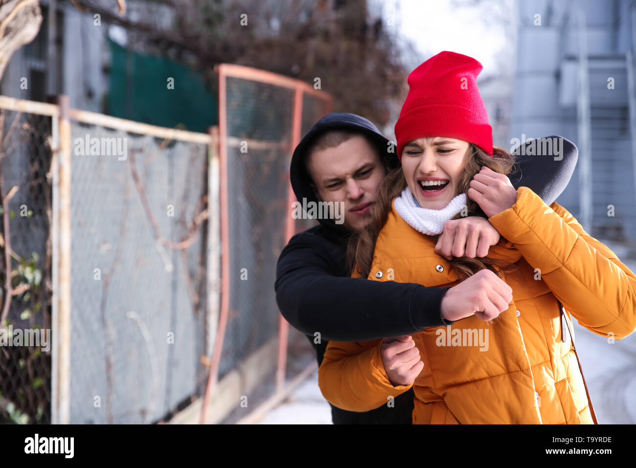 Man thief defending hi-res stock photography and images - Alamy