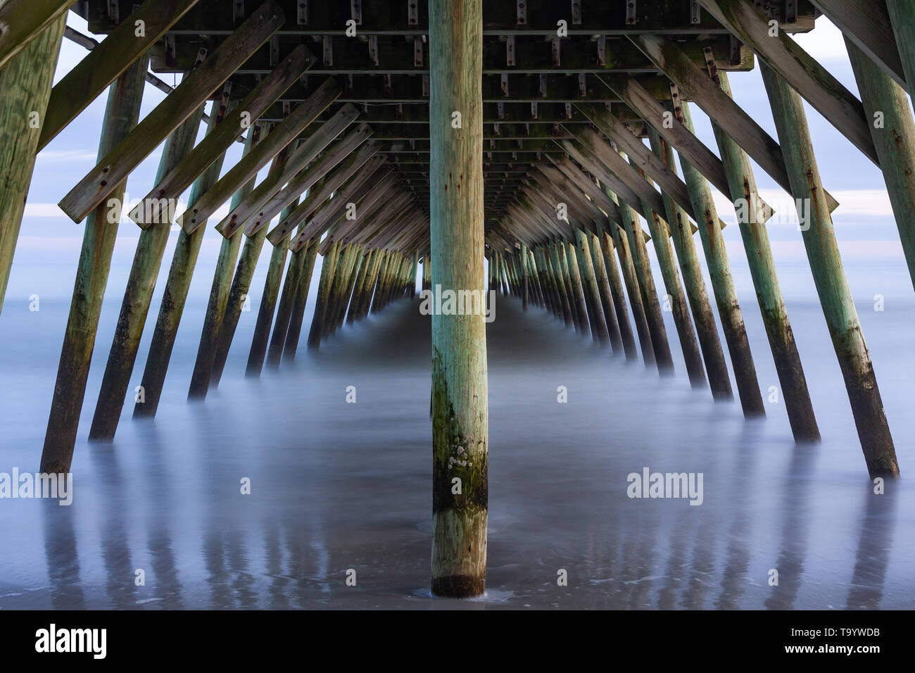 Long bridge over sea dawn hi-res stock photography and images - Alamy