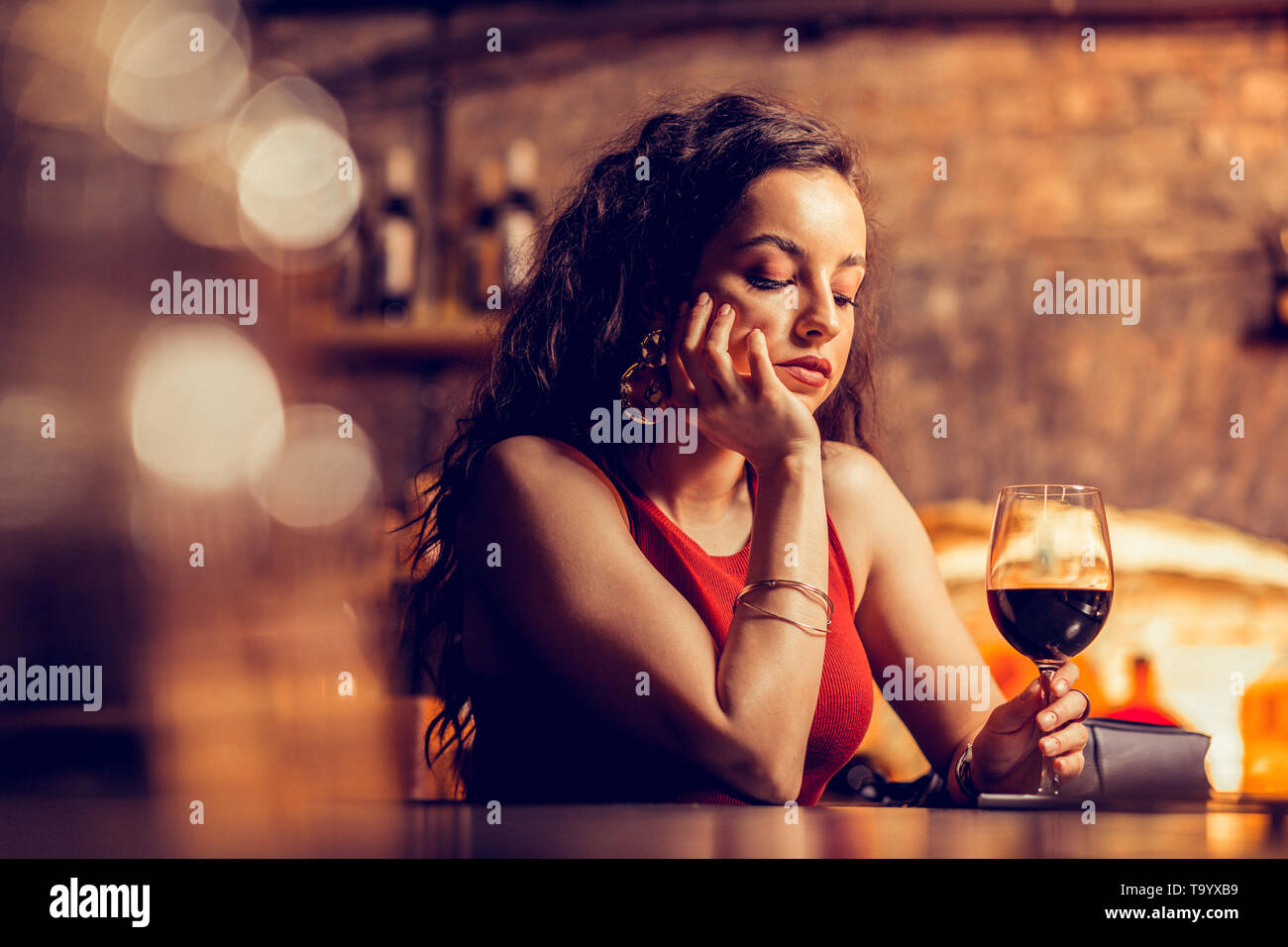 Brokenhearted hi-res stock photography and images - Alamy