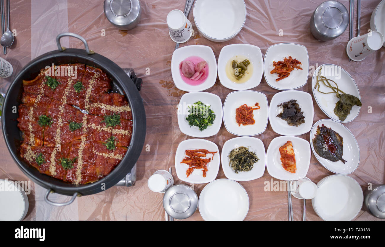 Top view of a Korean cuisine dinner Stock Photo - Alamy