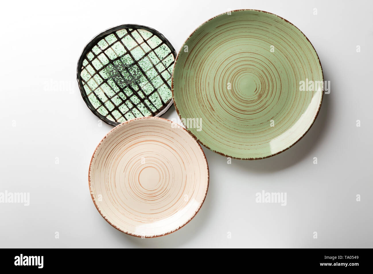 Set modern trendy plates hi-res stock photography and images - Alamy